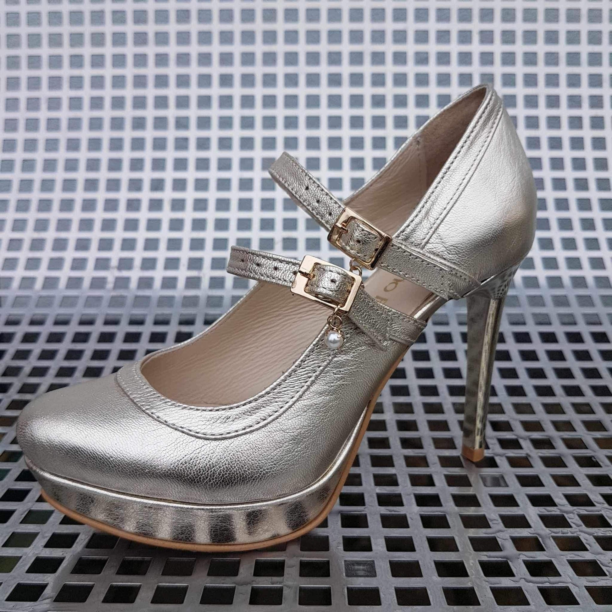 LUA small size platform court heels – PiccolaShoes